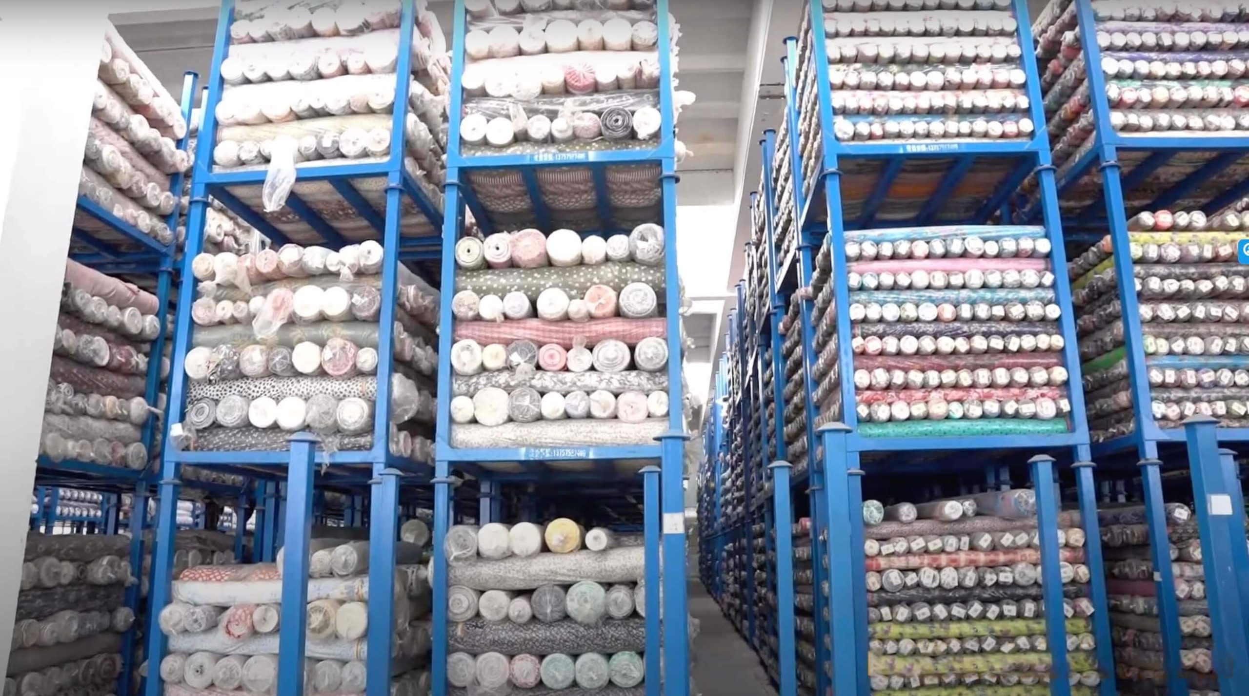 Why Choose Fabric Rolls Stillage for Textile Storage?